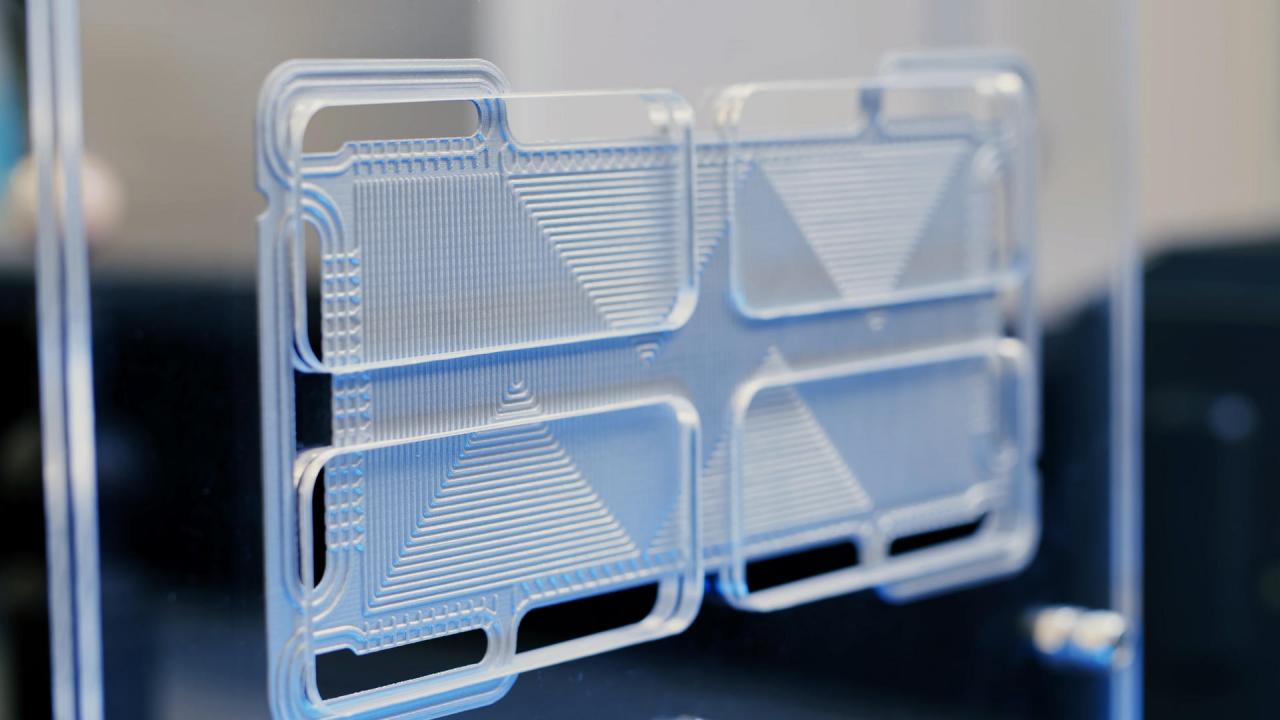 Ensuring efficient and safe operation of electrolyzers: ZEISS Quality ...